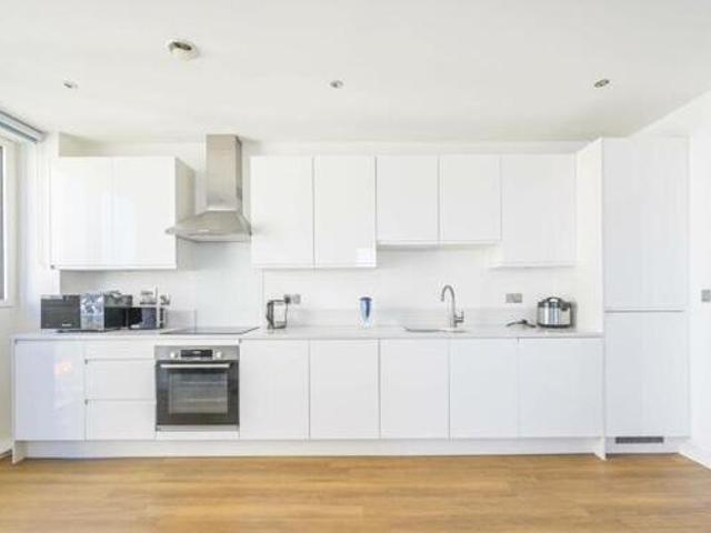 2 Bedroom Flat For Sale In Gallions Reach, London