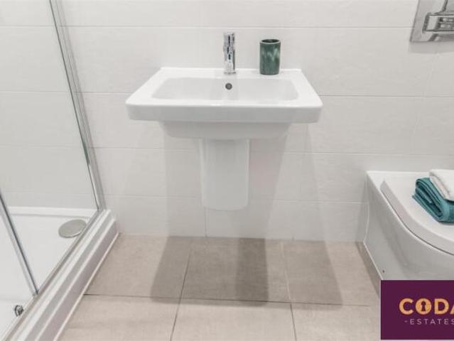 2 bedroom flat for sale in Gartloch Way, Gartloch Village, Gartcosh, G69