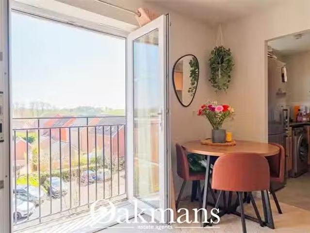 2 Bedroom Flat For Sale In Garden Court, Design Close, Bromsgr.