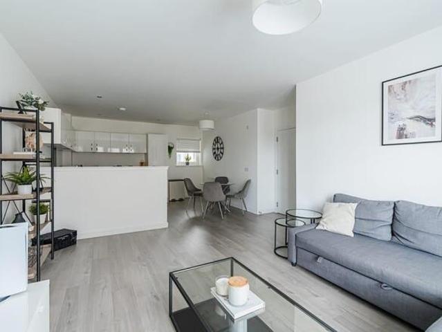 2 bedroom flat for sale in Gaskell Street, Edinburgh, EH14