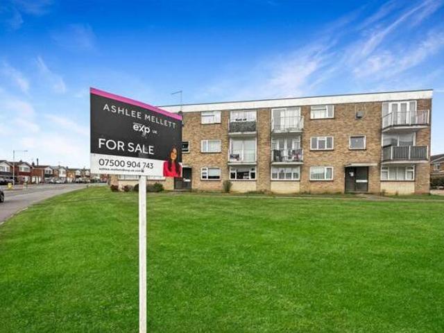 2 Bedroom Flat For Sale In Gordon Road