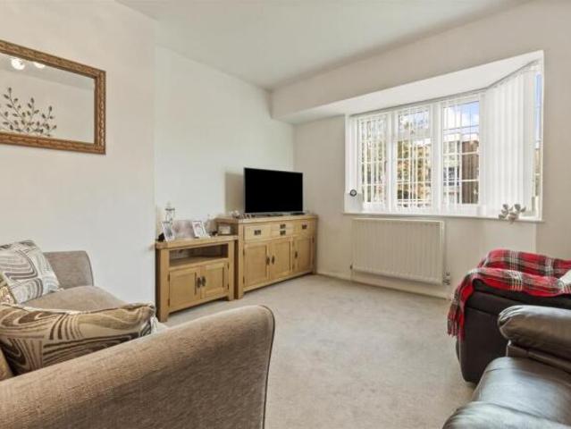 2 bedroom flat for sale in Goring Street, Goring By Sea, Worthing, BN12