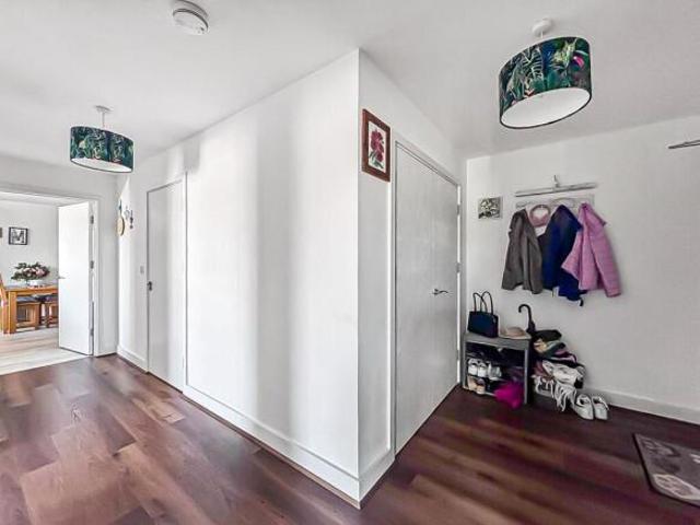 2 bedroom flat for sale in Gloucester, GL2 5SF, GL2