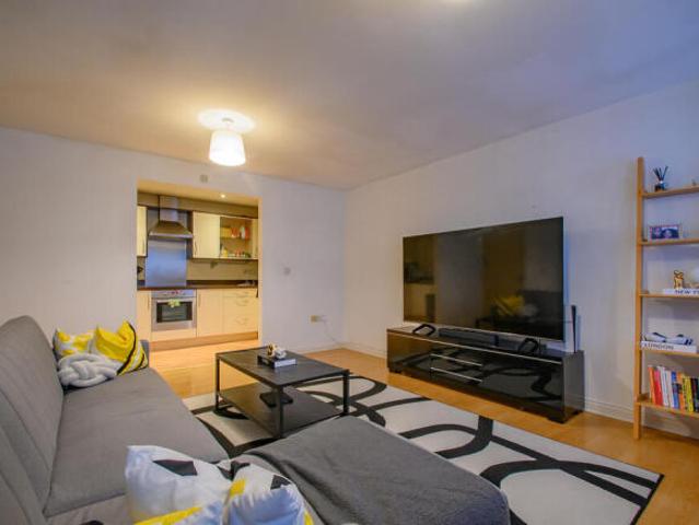 2 bedroom flat for sale in Gladstone Street, Warrington, Cheshire, WA2
