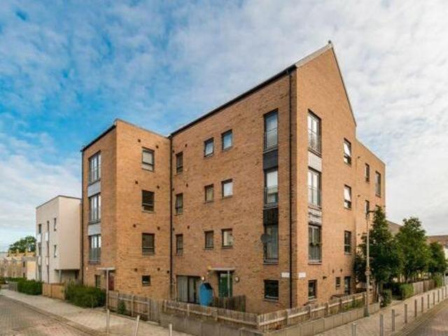 2 Bedroom Flat For Sale In Gracemount, Edinburgh