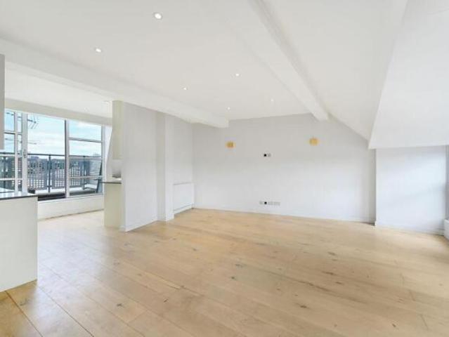 2 bedroom flat for sale in Grafton Yard, Kentish Town, London, NW5