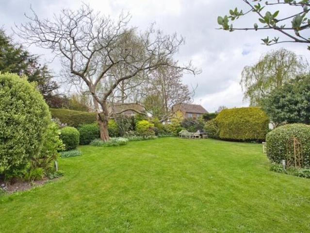 2 bedroom flat for sale in Grams Road, Walmer, Deal, Kent, CT14