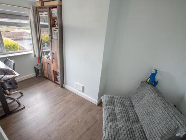2 bedroom flat for sale in Grange Road, Guildford, GU2