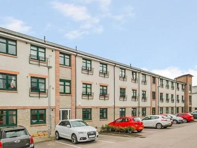 2 bedroom flat for sale in Grandholm Crescent Aberdeen AB22