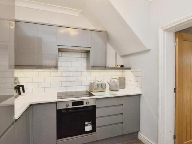 2 bedroom flat for sale in Green Lane, Wolverton, Milton Keynes, Buckinghamshire, MK12
