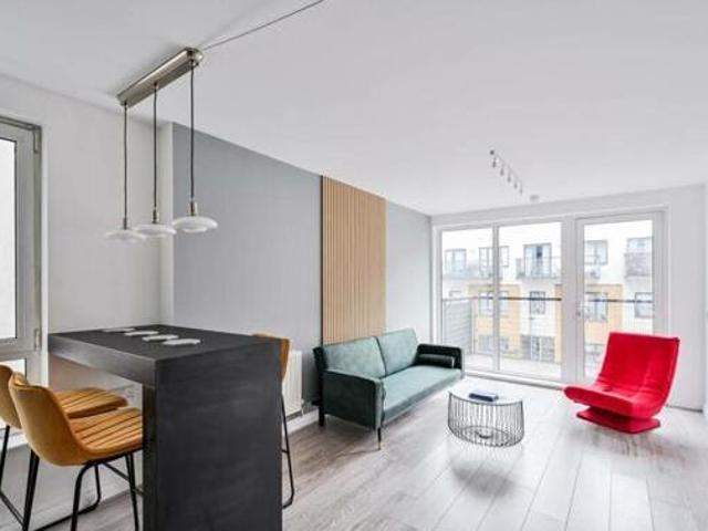 2 Bedroom Flat For Sale In Greenwich, London
