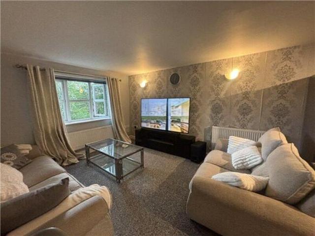 2 bedroom flat for sale in Greenwood Road, Wythenshawe, Manchester, Greater Manchester, M22