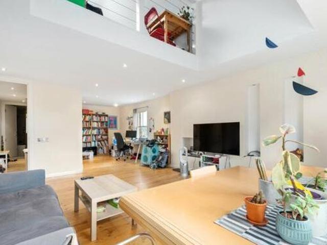 2 Bedroom Flat For Sale In Gunnersbury, Chiswick