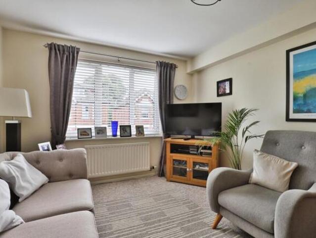 2 bedroom flat for sale in Hamilton Road, Bournemouth, Dorset, BH1