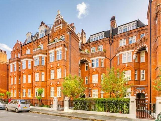 2 bedroom flat for sale in Hamlet Gardens, London, W6