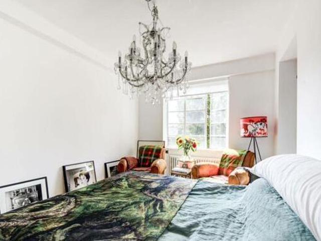 2 Bedroom Flat For Sale In Hammersmith, London