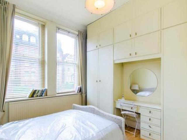 2 Bedroom Flat For Sale In Hampstead, London