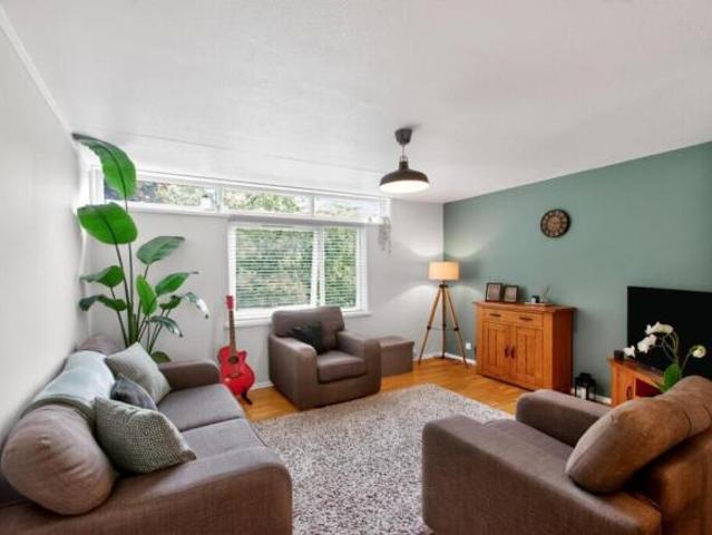 2 bedroom flat for sale in Hampsthwaite Road, Harrogate, HG1
