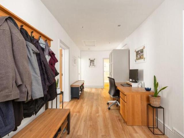 2 bedroom flat for sale in Hampton Road, Redland, BS6