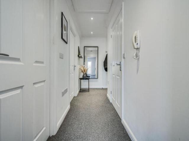 2 bedroom flat for sale in Harberd Tye, Great Baddow, Chelmsford, CM2