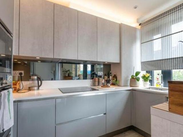 2 Bedroom Flat For Sale In Harlesden, London