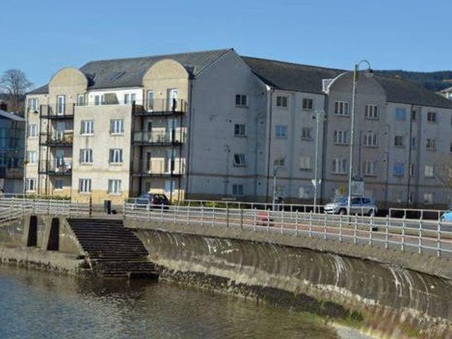 2 bedroom flat for sale in Harmony Court Dunoon PA23 PA23