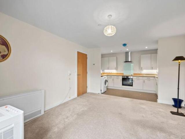 2 bedroom flat for sale in Harpers Road, Padgate, WA2