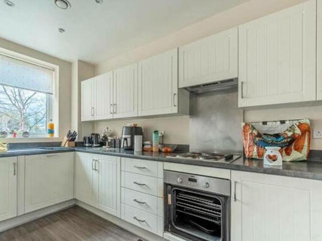 2 Bedroom Flat For Sale In Harrow