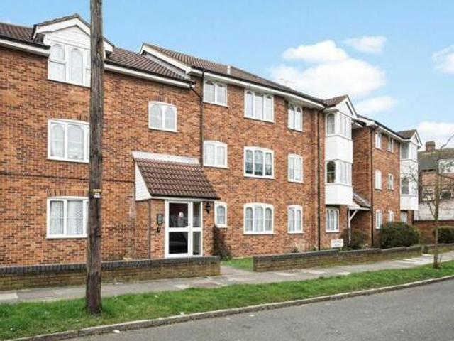 2 Bedroom Flat For Sale In Harrow