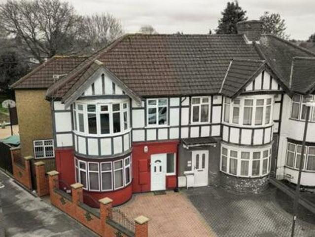 2 Bedroom Flat For Sale In Harrow