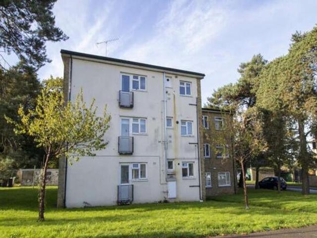 2 Bedroom Flat For Sale In Hatfield