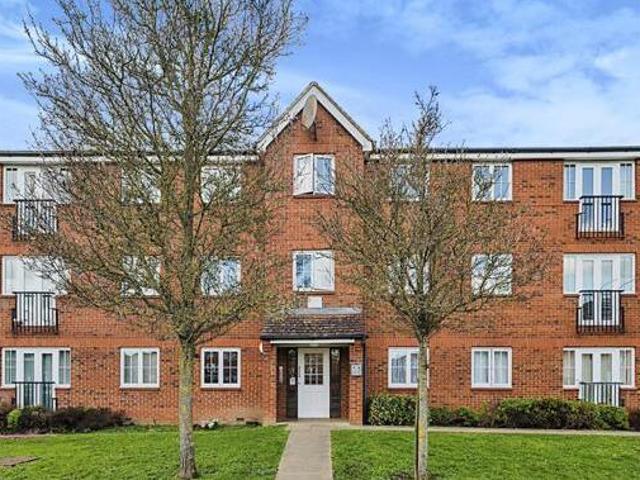 2 Bedroom Flat For Sale In Hatfield