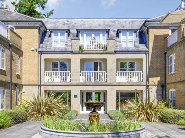 2 Bedroom Flat For Sale In Haywards Heath