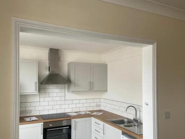 2 Bedroom Flat For Sale In Hayle, Cornwall