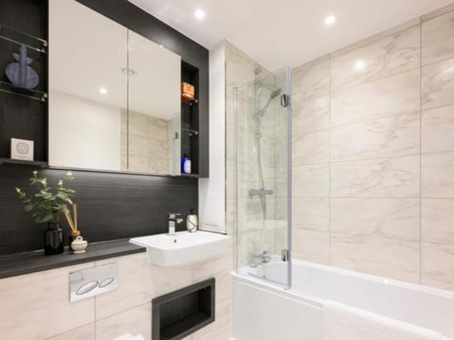 2 Bedroom Flat For Sale In Hendon, London