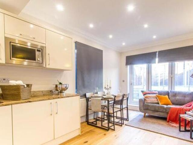 2 Bedroom Flat For Sale In Hendon, London