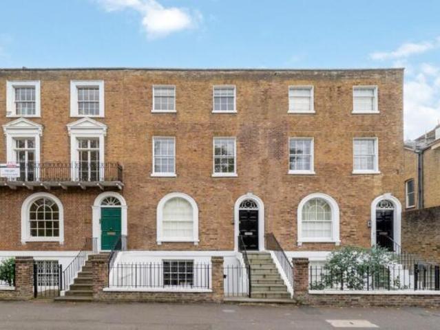 2 bedroom flat for sale in Heathfield Terrace, Chiswick, London, W4