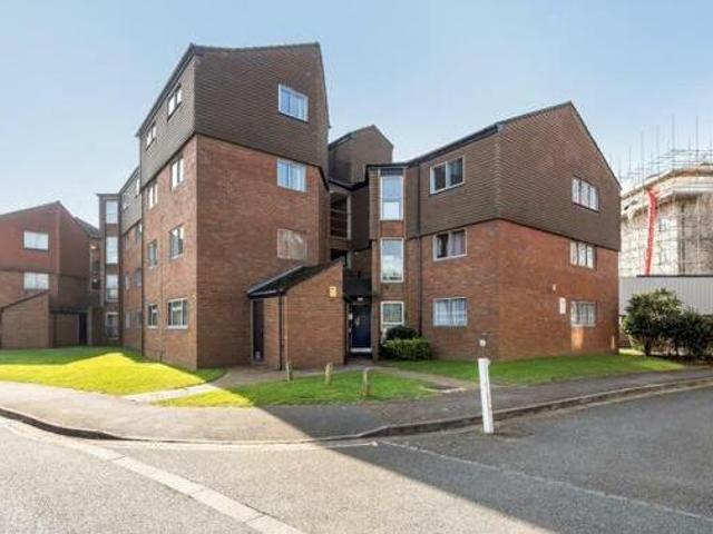 2 Bedroom Flat For Sale In Heathrow