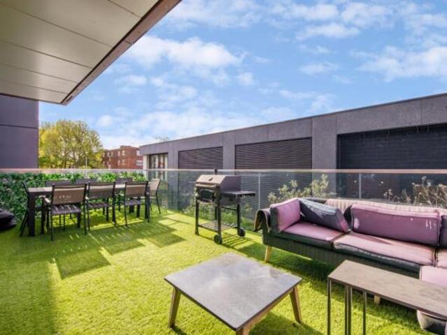 2 bedroom flat for sale in Hebden Place, London, SW8