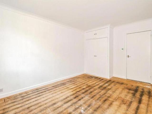 2 bedroom flat for sale in Heene Road, WORTHING, West Sussex, BN11