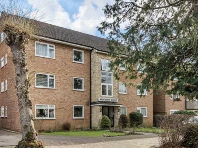 2 Bedroom Flat For Sale In Hertfordshire