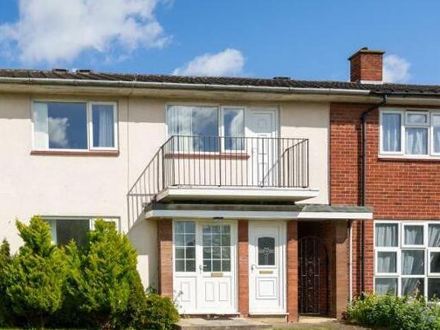 2 Bedroom Flat For Sale In Hertfordshire