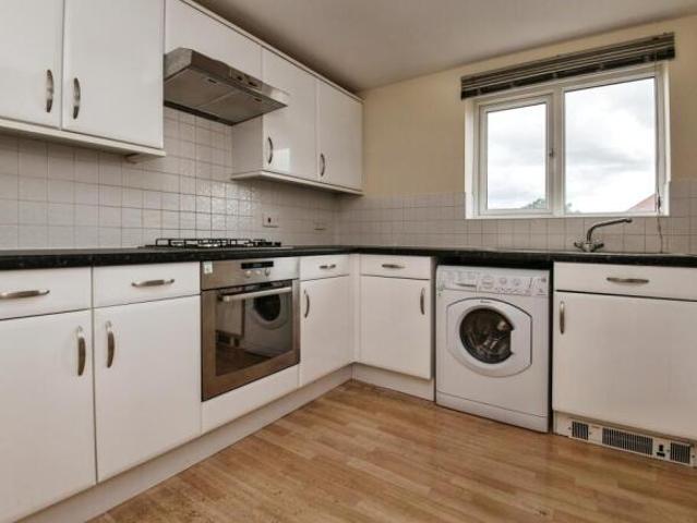 2 bedroom flat for sale in Heraldry Walk, Exeter, EX2