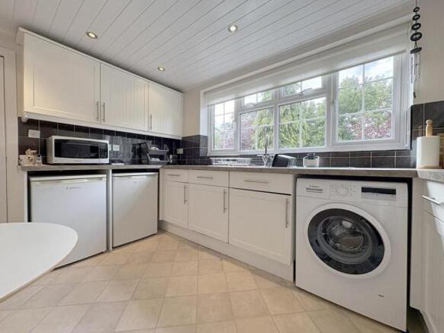 2 bedroom flat for sale in Hereford Road, Harrogate, HG1