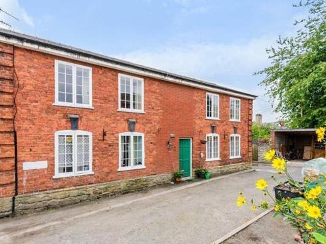 2 Bedroom Flat For Sale In Herefordshire