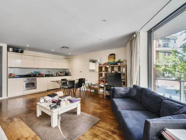 2 bedroom flat for sale in Hermitage Street, Paddington, London, W2