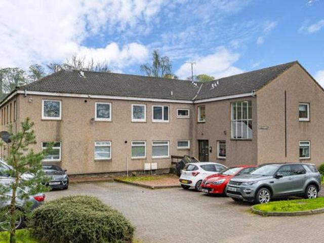 2 Bedroom Flat For Sale In High Burnside, Glasgow