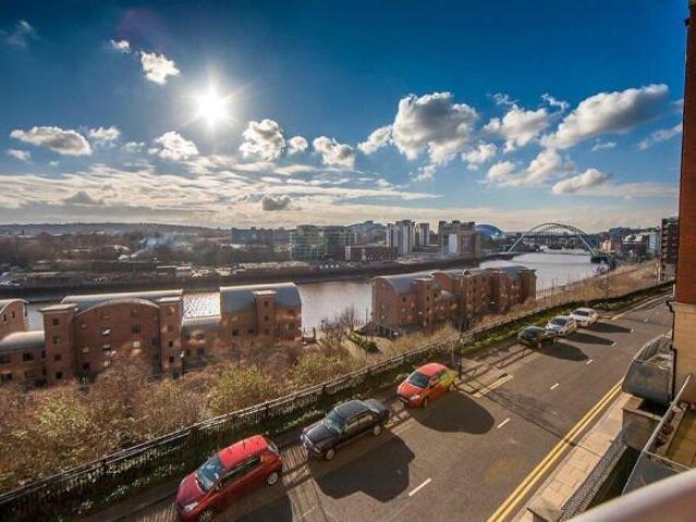 2 bedroom flat for sale in High Quay, City Road, Newcastle upon Tyne, NE1