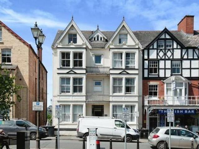 2 Bedroom Flat For Sale In High Street