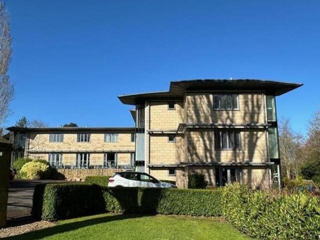 2 Bedroom Flat For Sale In High Street